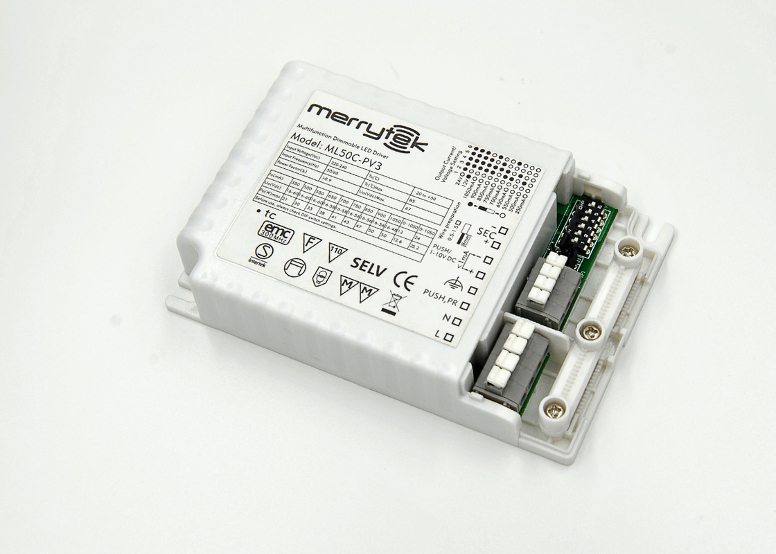Flicker-free Hot Plug Series 1-10V Dimmable LED Driver ML50C-PVH 50W Max Flicker-free Hot Plug Series 1-10V Dimmable LED Driver ML50C-PVH 50W Max